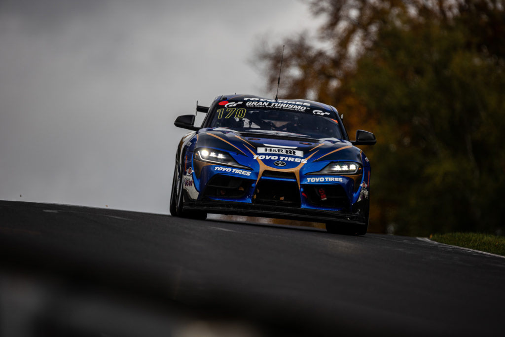 Ring Racing: Licht und Schatten bei NLS8 – ADAC RAVENOL 24h Nürburgring